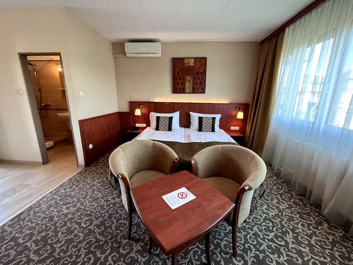 Smoking Friendly Hotel Apartment - Budapest