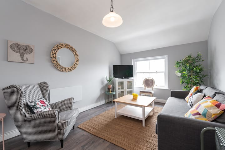 Northside 2 Bed Apt 3rd Flr Wifi+kitchen+netflix - ダブリン