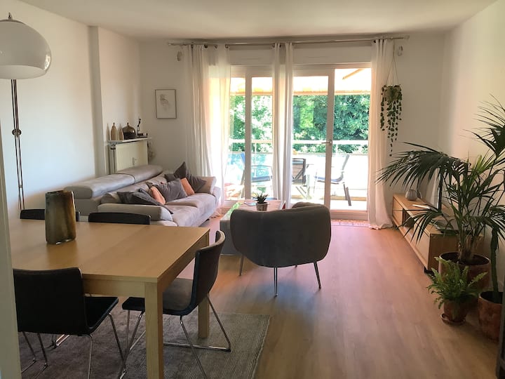 Beau T3 Calme En Résidence Avec Terrasse & Parking - Dijon