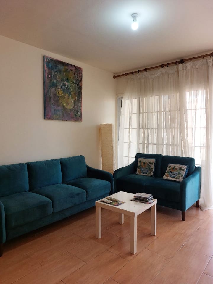 Cosy 2 Bedroom Apartment - Larnaca