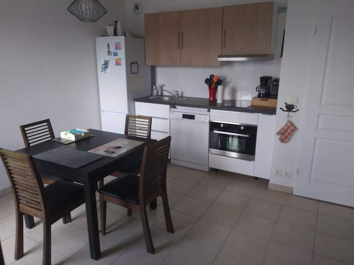 Appartement Lumineux Avec Parking Securisé Gratuit - Calais