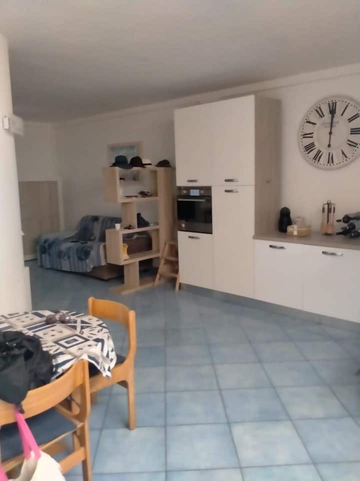 Appartamento San Felice Circeo 800 Metri Dal Mare, - San Felice Circeo