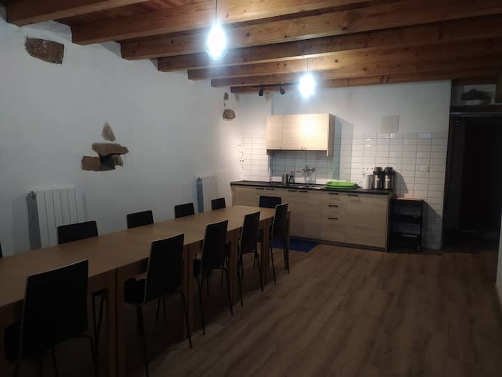 Agradable Habitación 4 Personas, Con Baño Privado - Elgóibar