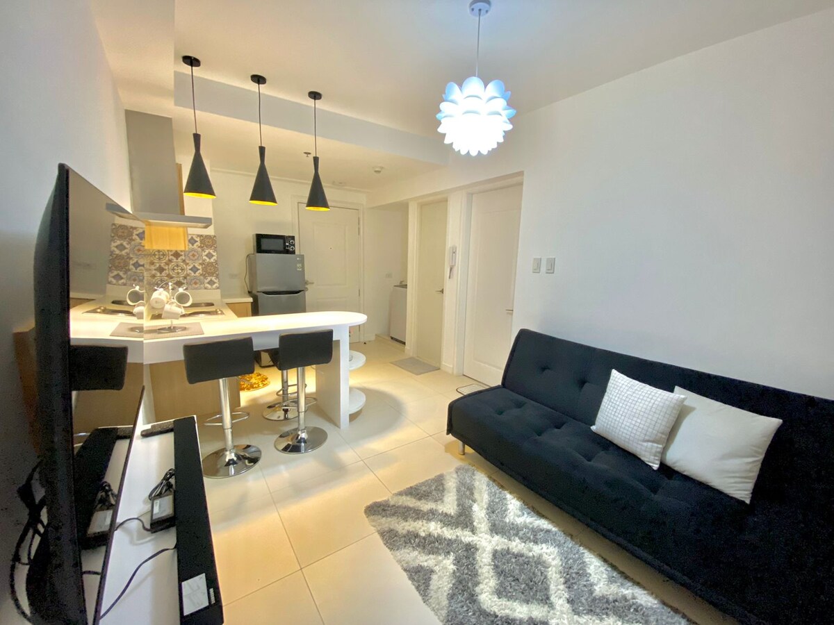 Sanctuary Center 1 BR Staycation in Commonwealth - Condominiums for ...