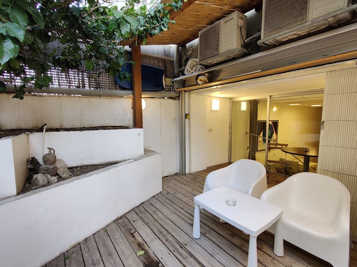 Tlvbeach Apt 20, Perfect Low Level Apt With Porch - Tel Aviv-Yafo