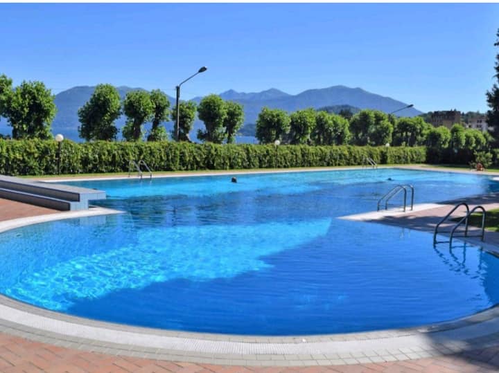 Porto Valtravaglia, Parco Herimitage, Piscina B52 - Luino