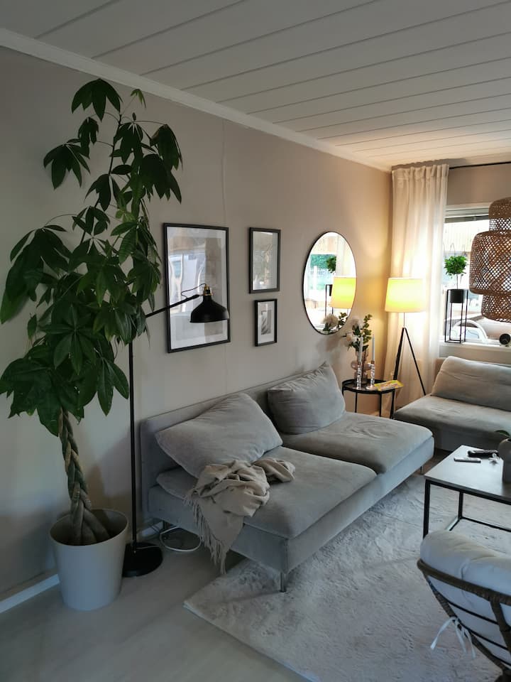 Trevlig Villa Med Bubbelpool Och Utekök! - Oxelösund