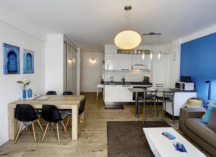 Magnifique 3 Pièces Immeuble Face Mer! - アンティーブ