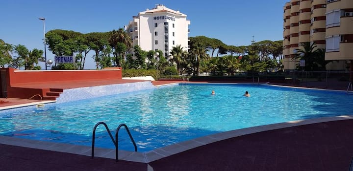 Estudio 1a Línea De Mar (A 2 Minutos), Con Piscina - Tarragona