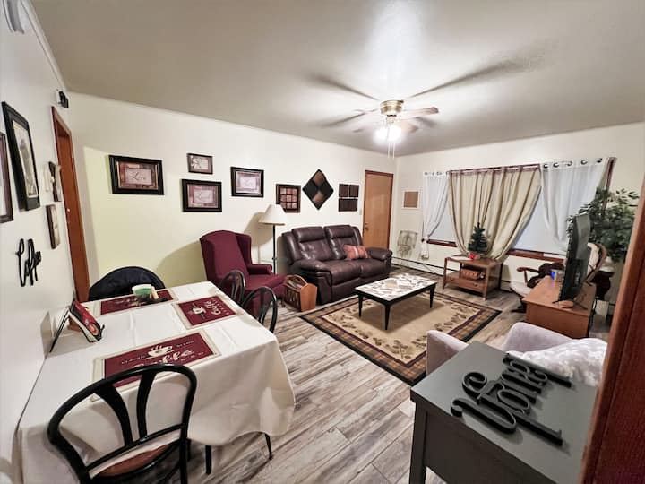 Economical Stay In Apartment #1 - South Dakota