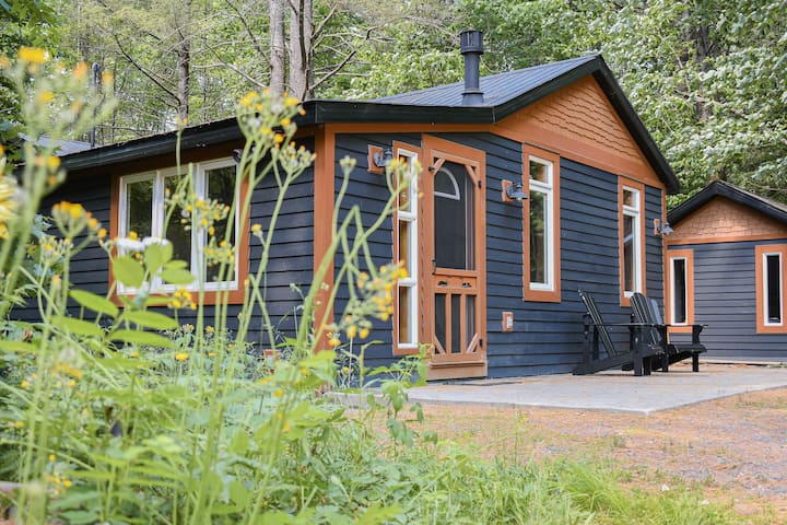 The Doma Lodge - Cozy Muskoka Cabin In The Woods - Huntsville