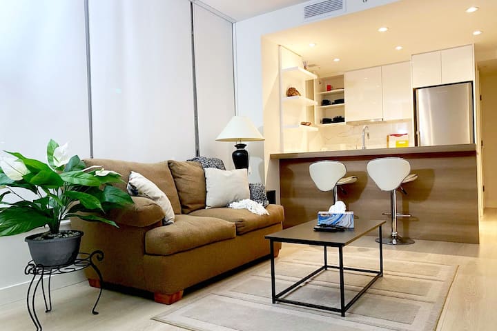 Long Term Waterfront Dt Condo - Calgary