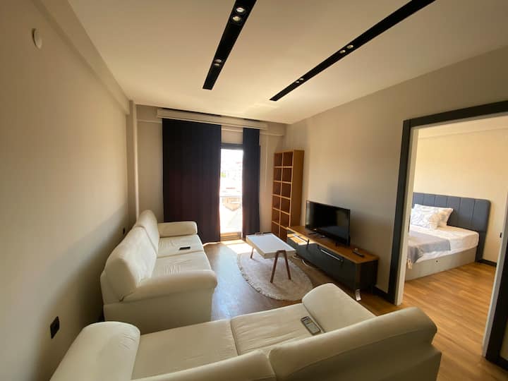 Havaalanına Yakın üCretsiz Otoparkı Olan Daire - Izmir