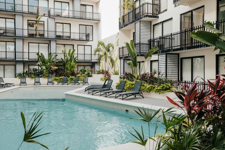 Spectacular 2br Apartment Pool View Near Beach - Playa del Carmen