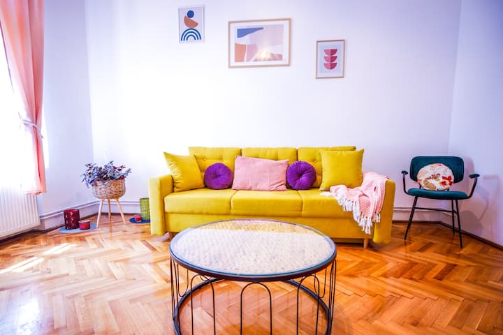Luca's Central Atmosphere Apartment - Sibiu