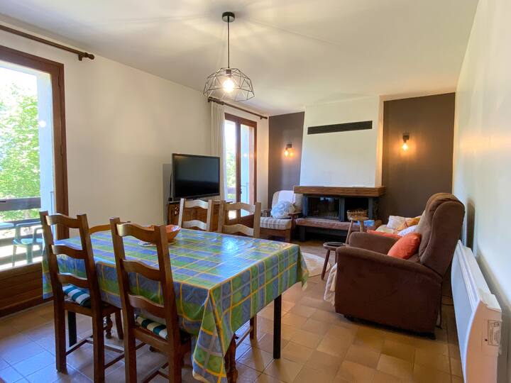 Maison De Campagne à Deux Pas Du Lac D'issarlès. - Coucouron
