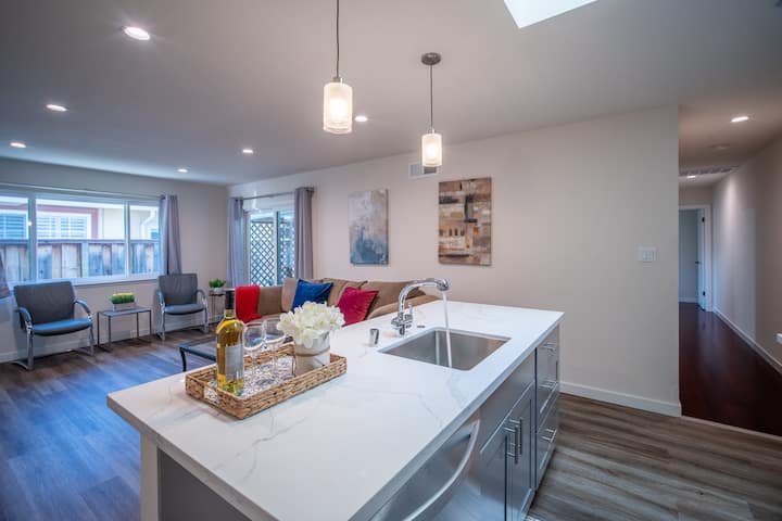 Guest Favorite 3br/3ba Near Apple & Nvidia - Cupertino, CA