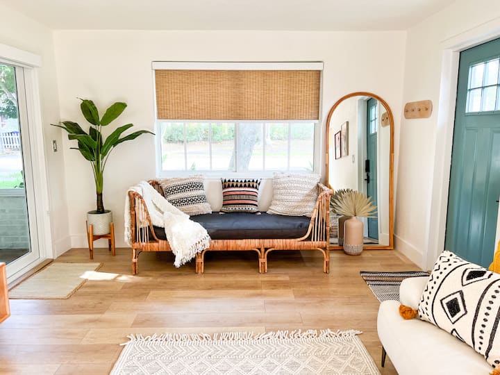 Boho Beach Villa- Minutes To The Ocean - Vero Beach, FL