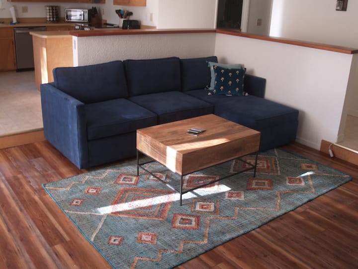Cheerful 3 Bedroom Cabin - Arnold, CA