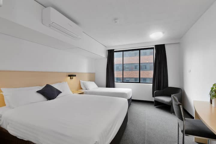 Deluxe Twin Room - Hobart