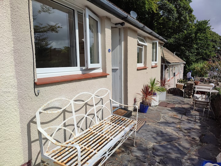 Little Haven Cottage Near Beach With Parking - Little Haven