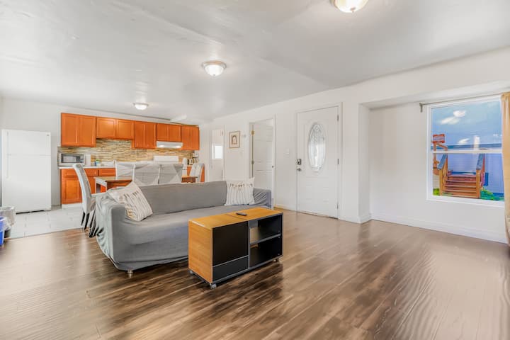 3301d - Cozy 2b1b Near Hwy Bay Bridge Shops & Food - Oakland, CA