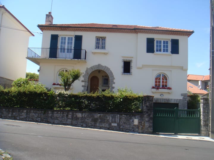 Apparte 90m2, Centre Ville, Quartier Calme - Biarritz