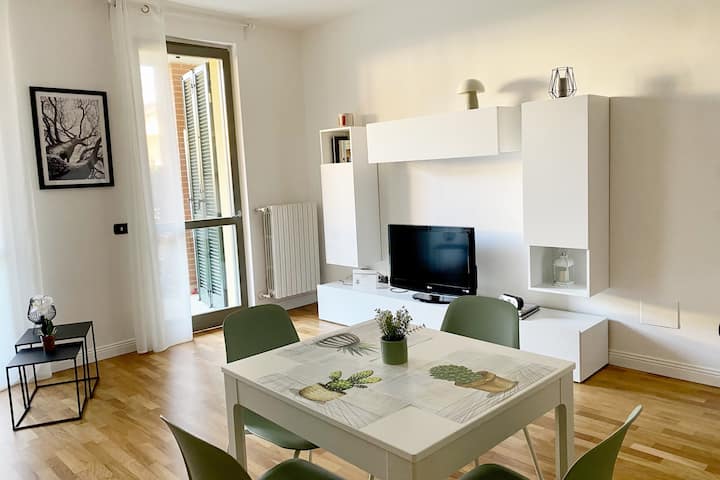 Il Nido Verde [Metro Station Milano, Monza] - Cambiago