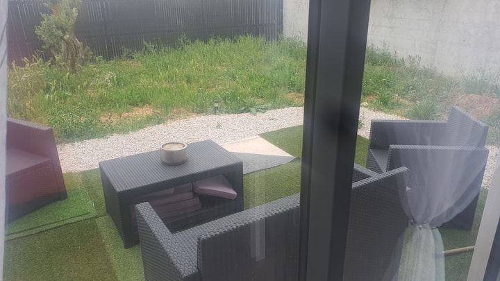 Magnifique Villa De 110 M Carré Sur Terrain . - Montpellier