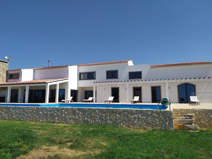 Vaste Villa Sans Vis-à-vis, Grande Piscine, Tennis - Vilamoura