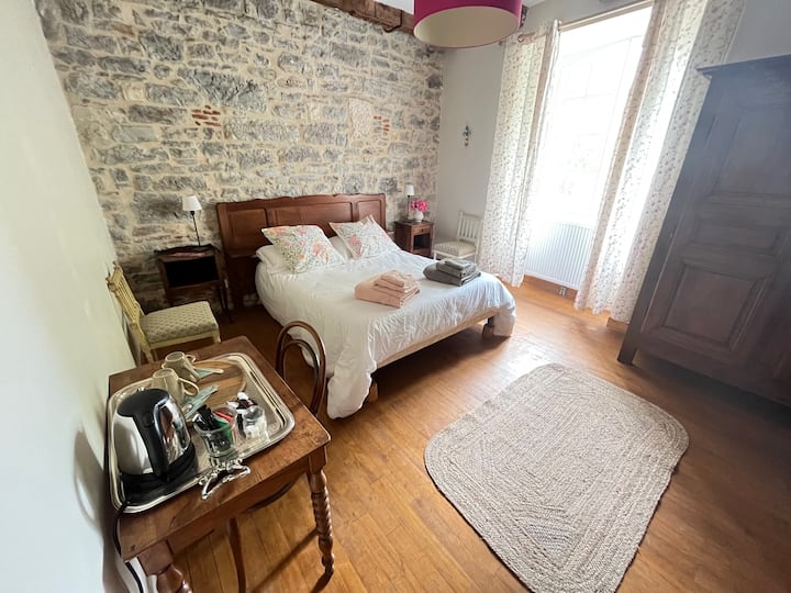 Jolie Chambre D'hôtes L'escapade 46600 Creysse - Rocamadour