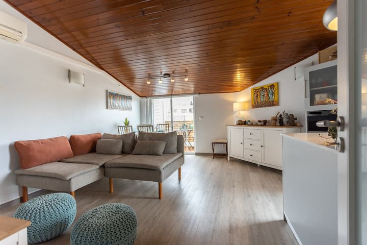 The Attic - Caparica Beach Apartment - Costa da Caparica