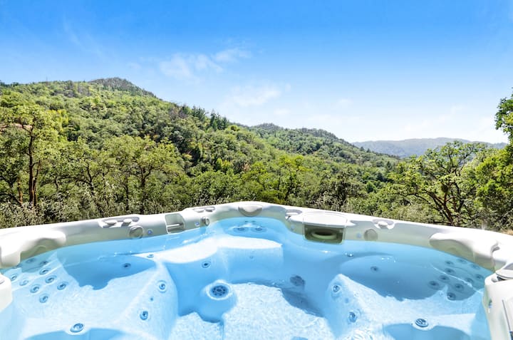 Middle Earth Retreat - 50 Acres With Creek - Ukiah, CA