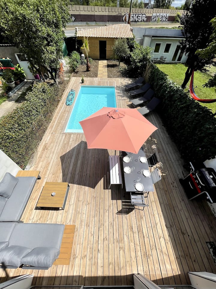 Agréable Maison De Ville Avec Piscine - Bordeaux