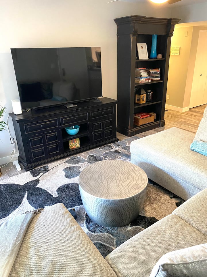2 Bdrm Next To Banner Thunderbird Medical Center - グレンデール, AZ