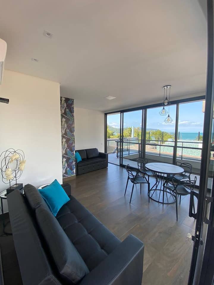 Sobrado à 50m Da Praia Da Enseada Para 26 Pessoas! - Ubatuba