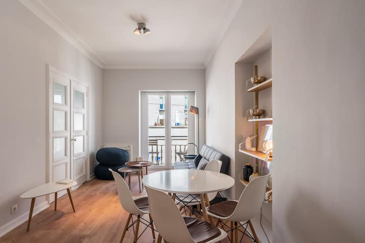 Charming Apartment 1 Bedroom In Chiado, Renovated - Lisszabon