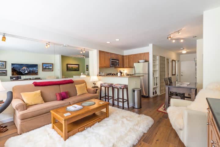 Parkside Place: 1 Bdrm W/ Hot Tub & Epic Views! - Telluride, CO