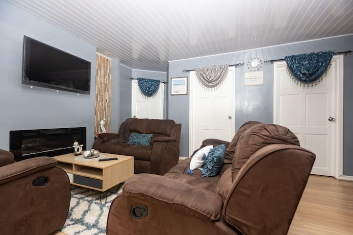 Luxury 3 Bedroom Apartment Rental-lower Flat - Guyana