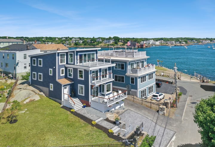 2 Bedrms+3rd Floor Loft,3 Bths,3 Decks Beachfront - Hammond Castle Museum