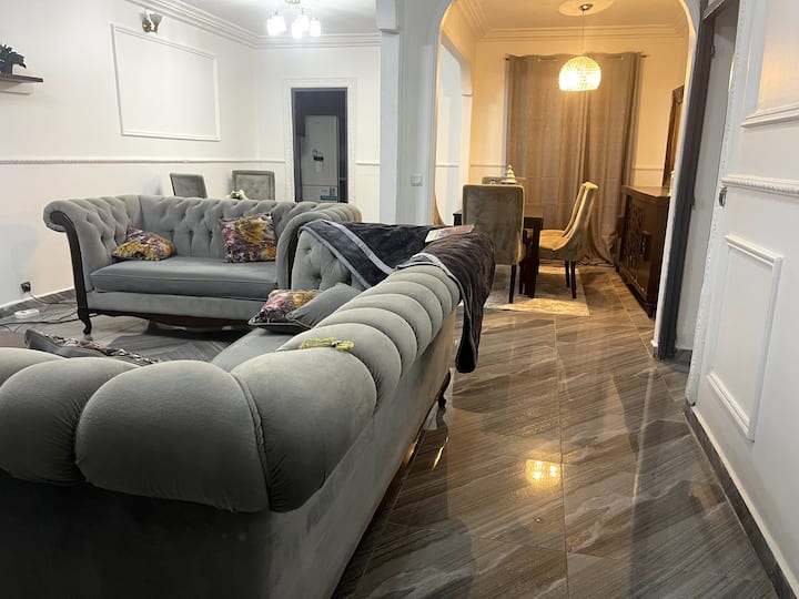 Comfortable And Luxurious 3 Bedroom Villa - Douala