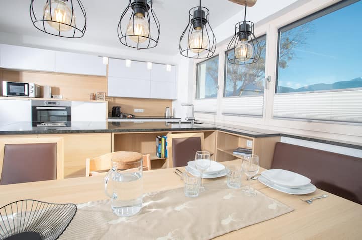 Apart Dahoam -Top Ausgestattetes Familienapartment - Fügen