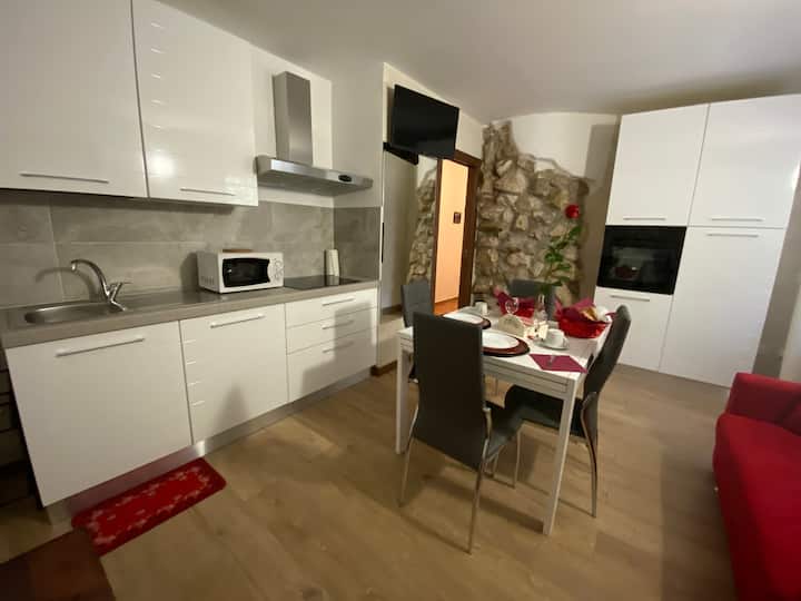 Accogliente Appartamento In Siziano_”rosso” - Marzano