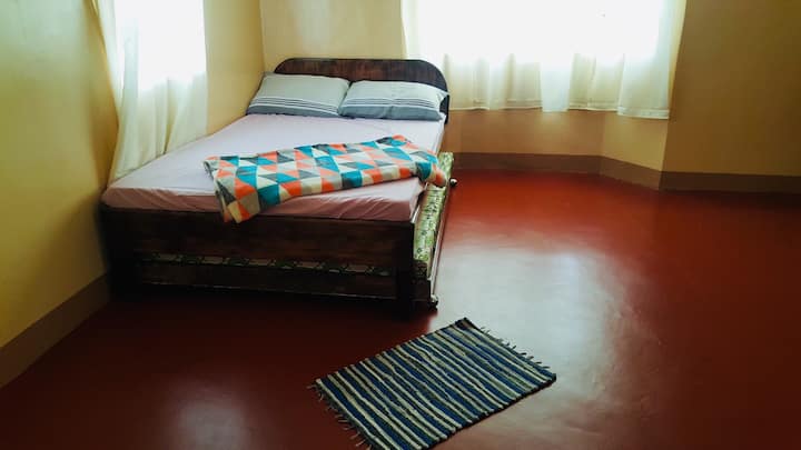 Ann’s Transient 2-5-bedrooms 8-20pax Capacity - Baguio