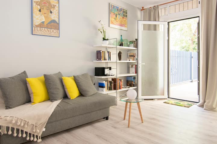 Fantastic Room At Merce's House, Separate Entrance -