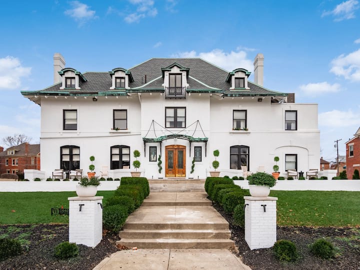 The Werner House W/ Gym, Spa & Speakeasy - Columbus, OH