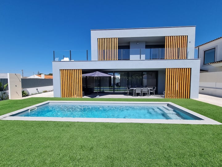 Sunset Villa Meco 10m Walk Beach W/private Pool - Sesimbra