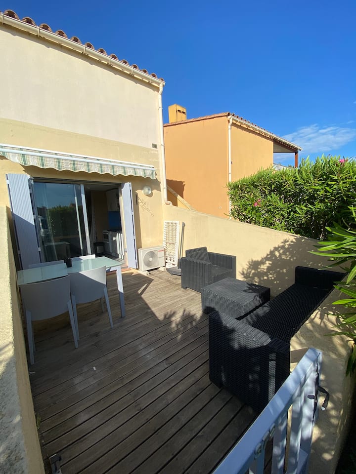 Studio Rez-de-jardin En Résidence - Agde