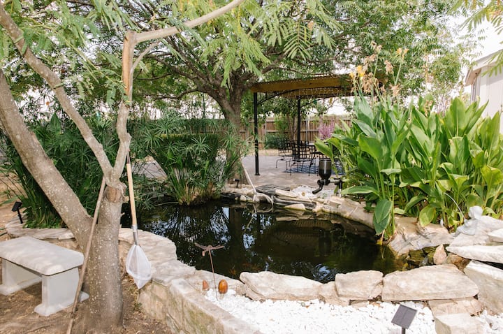 The Koi House Georgetown: 35 Min Austin & Airport - Georgetown, TX
