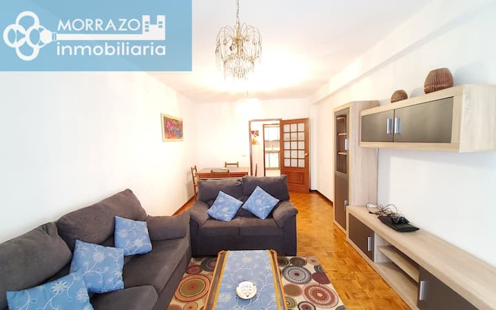 Piso Amplio En El Centro De Bueu - Bueu